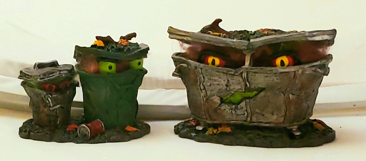 Spooky Trash Cans – Santa Claus Christmas Store